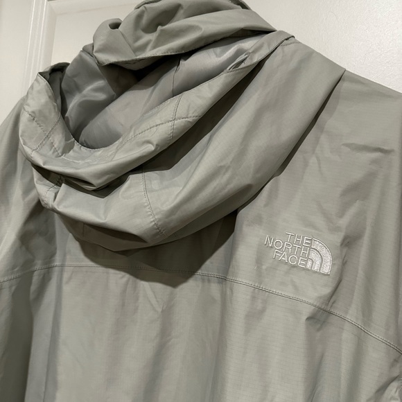 The North Face | Jackets & Coats | Mens Norface Lightweight Wondbreaker ...